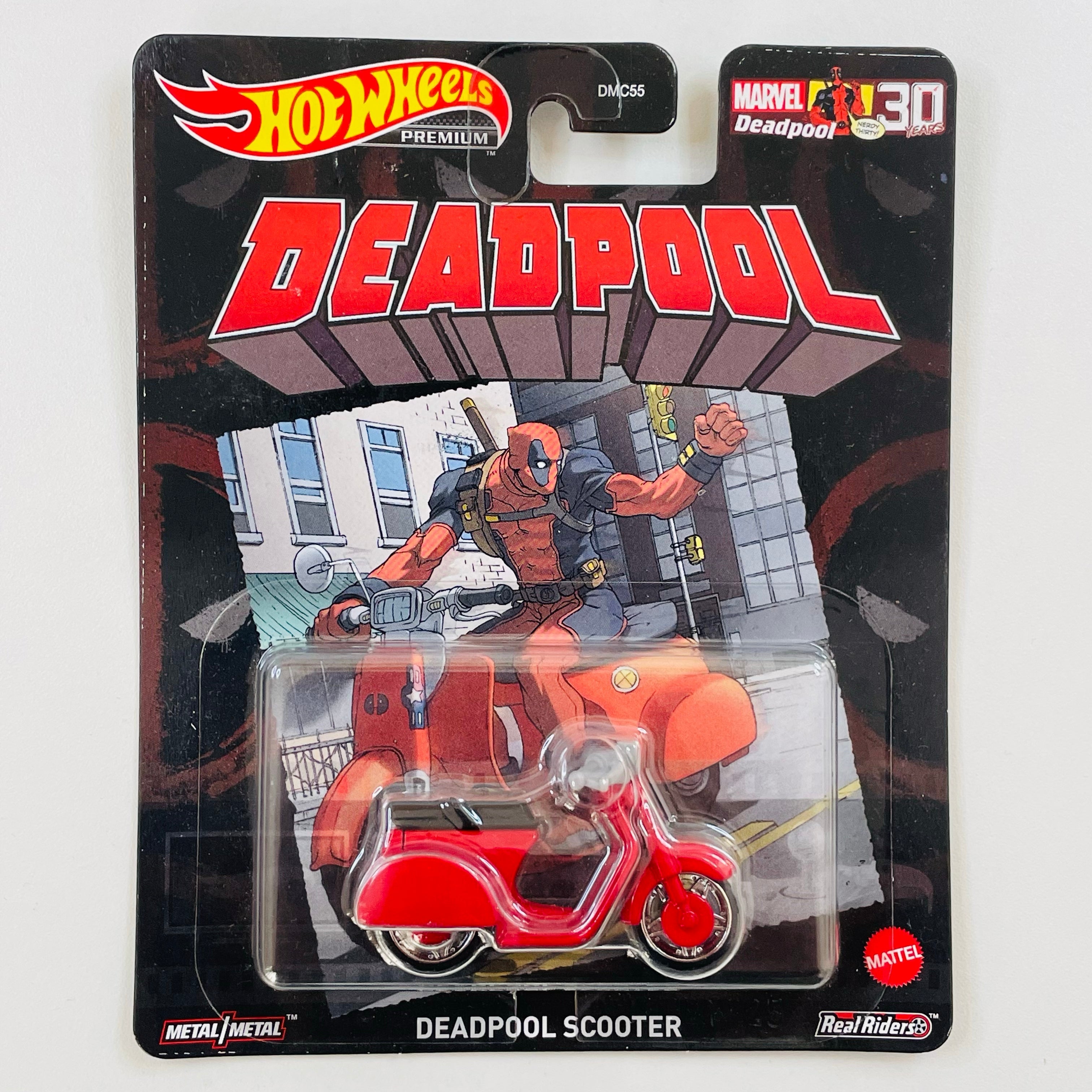 2021 Hot Wheels Premium Entertainment Deadpool Scooter Vespa rojo Llan