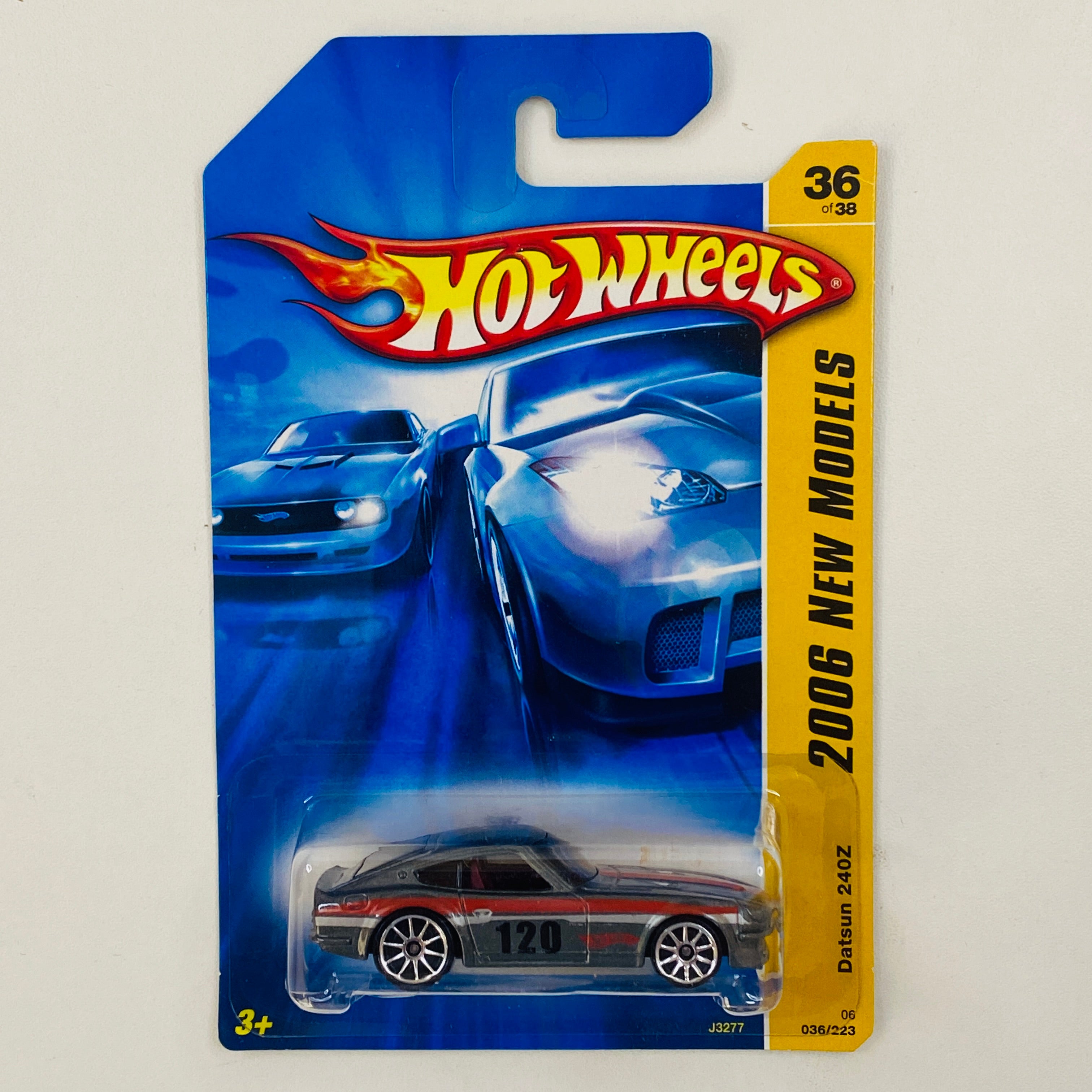 2006 Hot Wheels New Models Datsun 240Z gris metálico 10SP Primera Edic