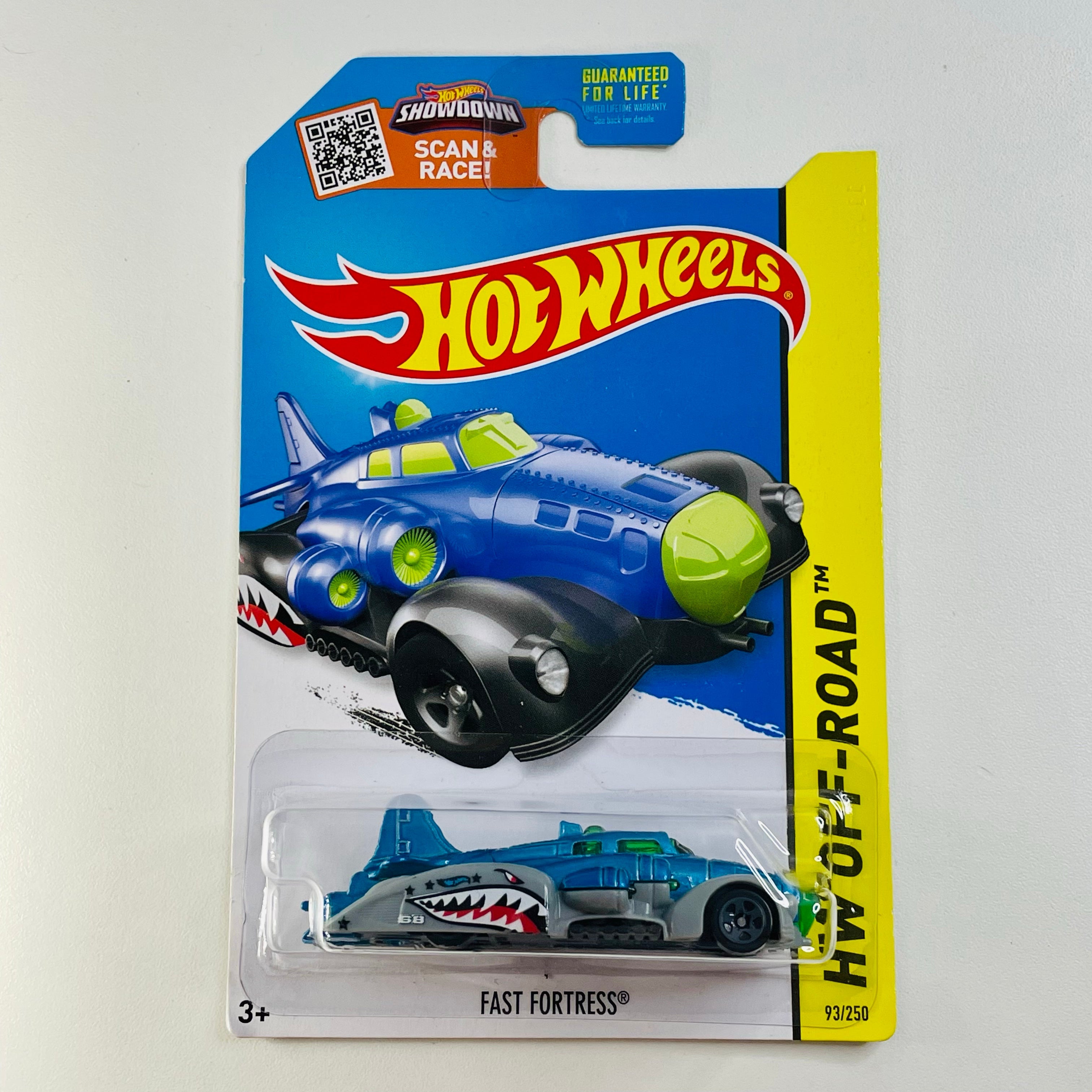 2015 Hot Wheels Off-Road Fast Fortress azul metálico con gris 5SP