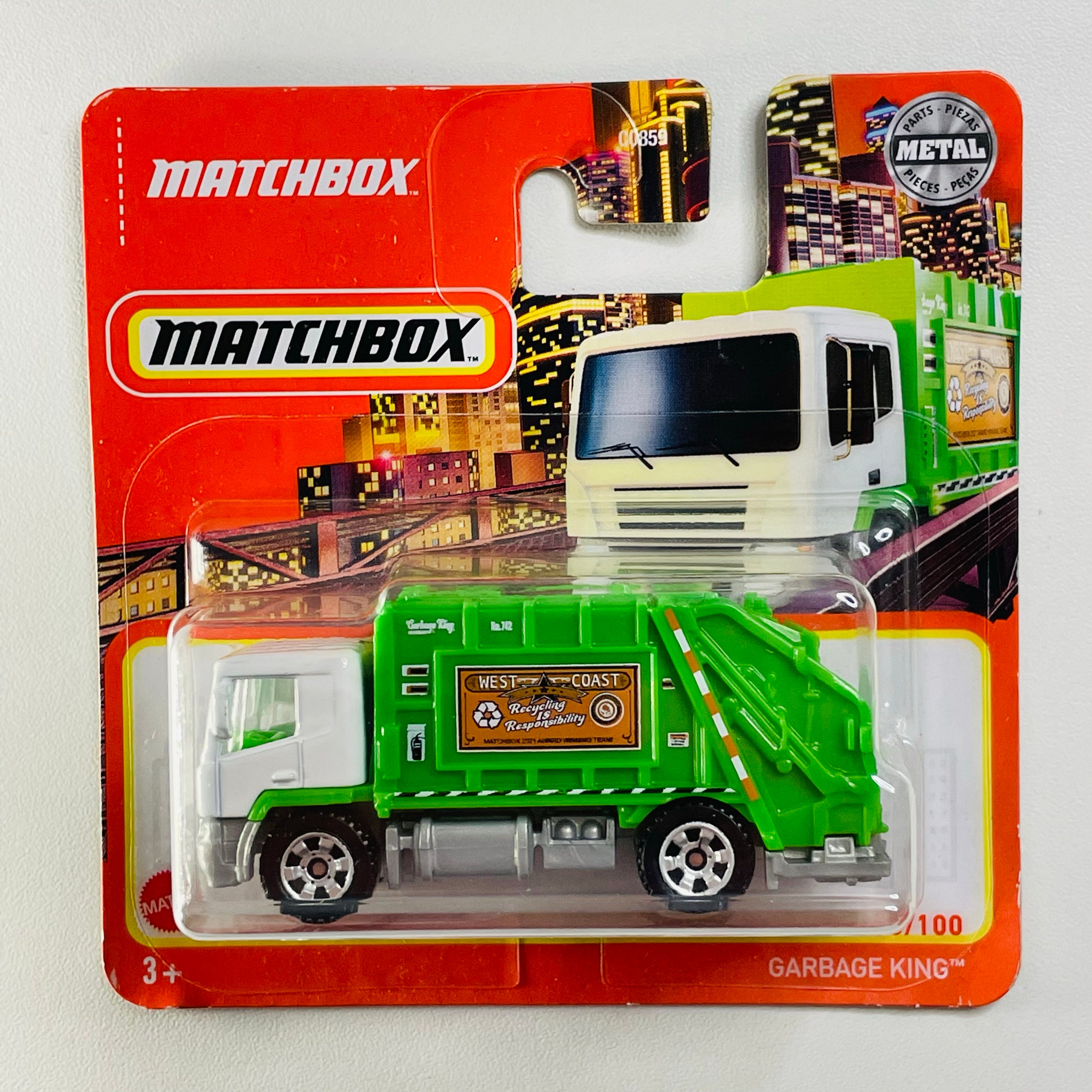 2021 Matchbox MBX Metro Garbage King blanco con verde Tarjeta Europea