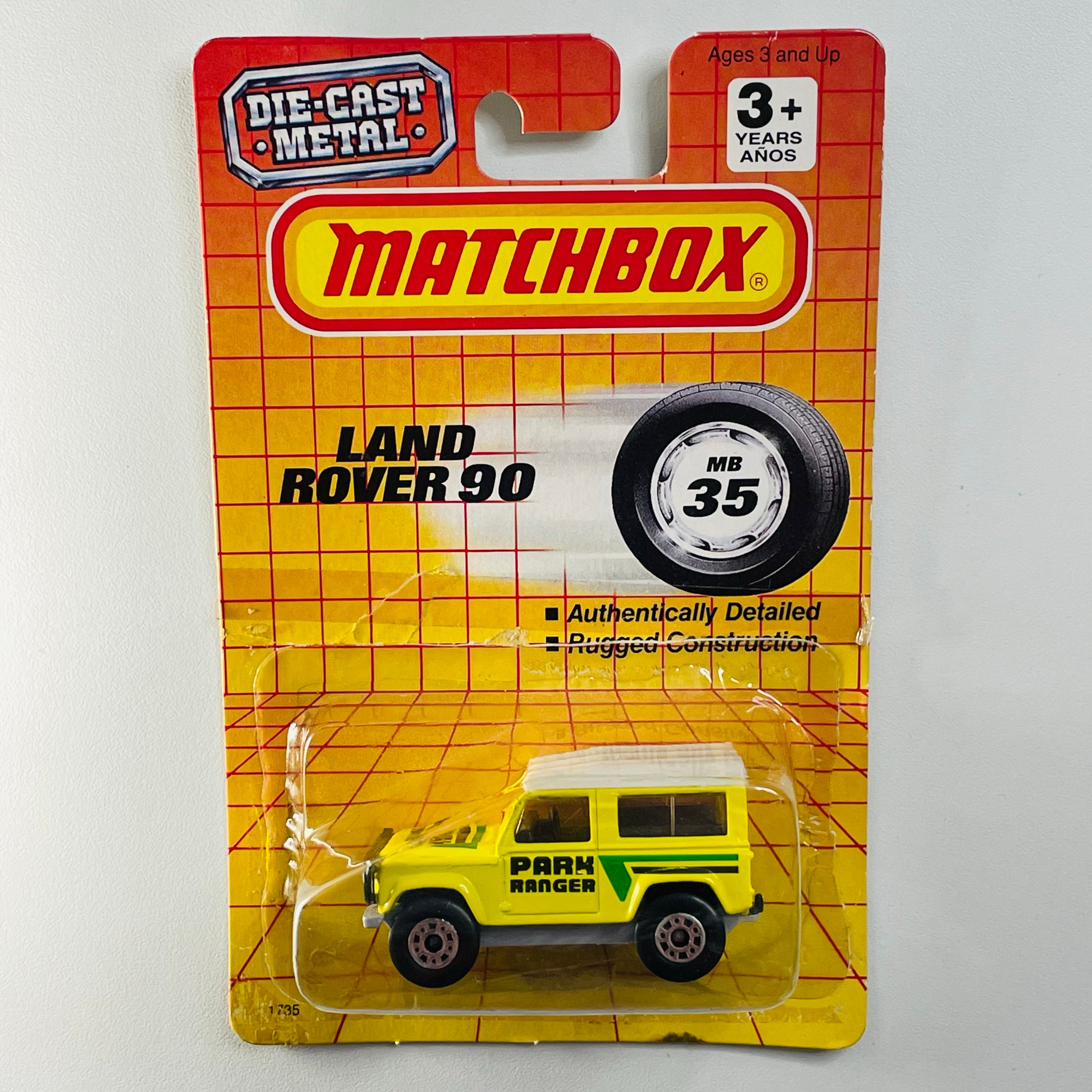 1992 Matchbox Land Rover 90 35 amarillo